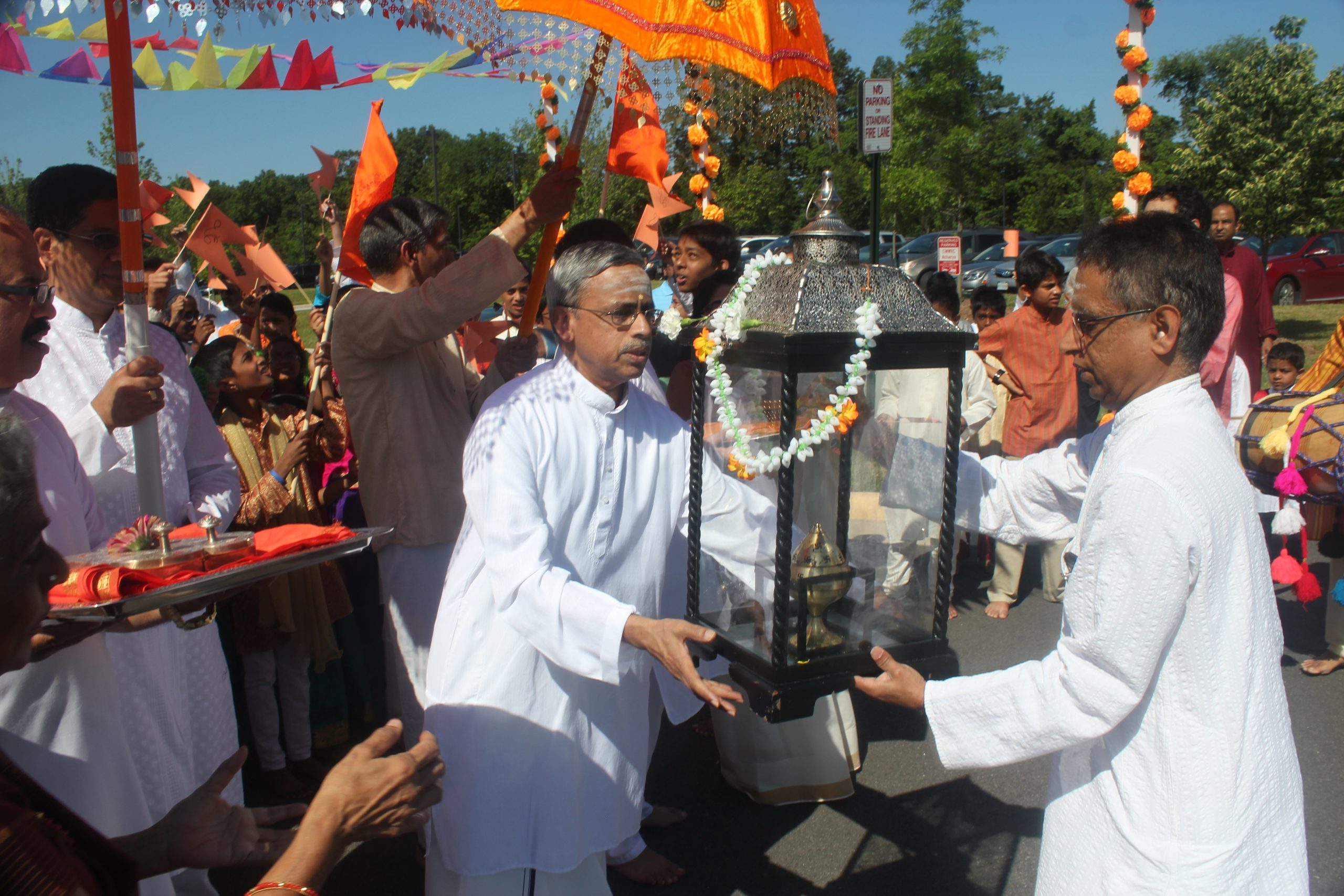 2016-CS-Chinmaya Jyoti Arrival - Chinmaya Mission WRC