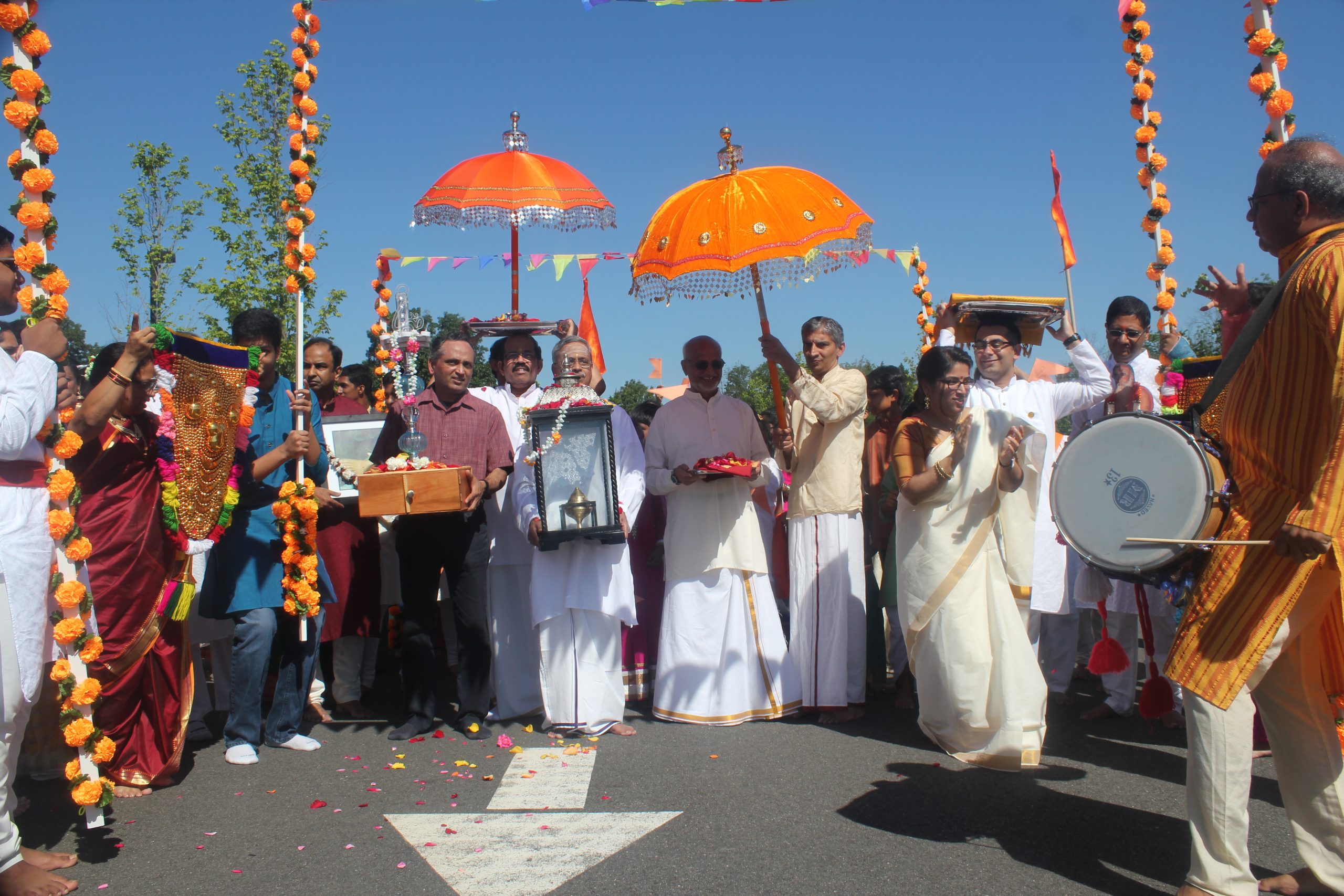 2016-CS-Chinmaya Jyoti Arrival - Chinmaya Mission WRC